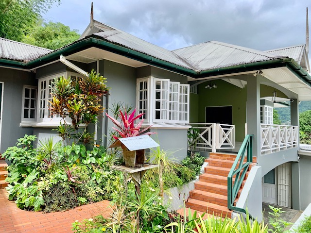 ROCKDALE ROAD, Blue Range House for Sale - De Silva Realty